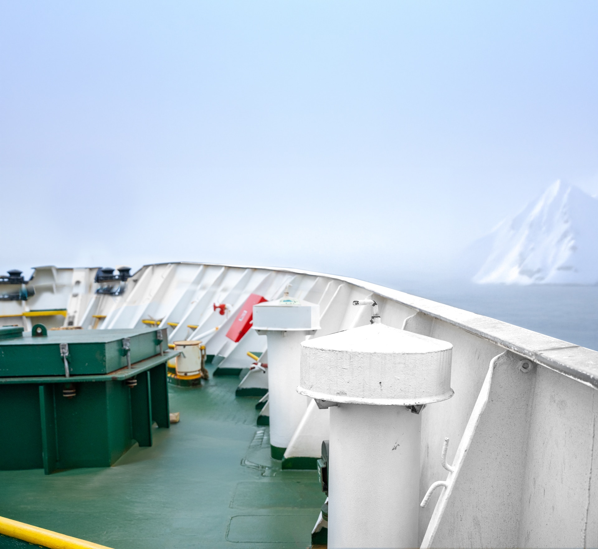 About the vessel - Polar Athena